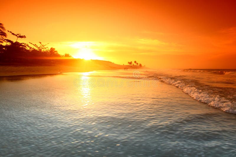 Ocean sunrise stock image. Image of leisure, orange, coastlines - 8136729