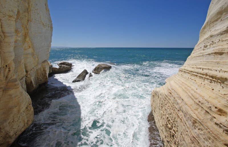Ocean surf and cliffs stock image. Image of salt, powerful - 6281375