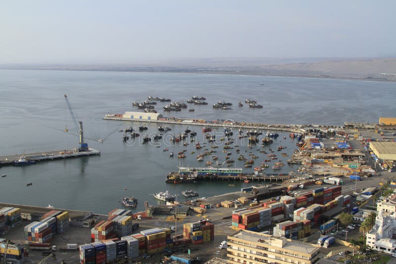 Ocean view of Arica Chile editorial stock image. Image of vessel - 66033494