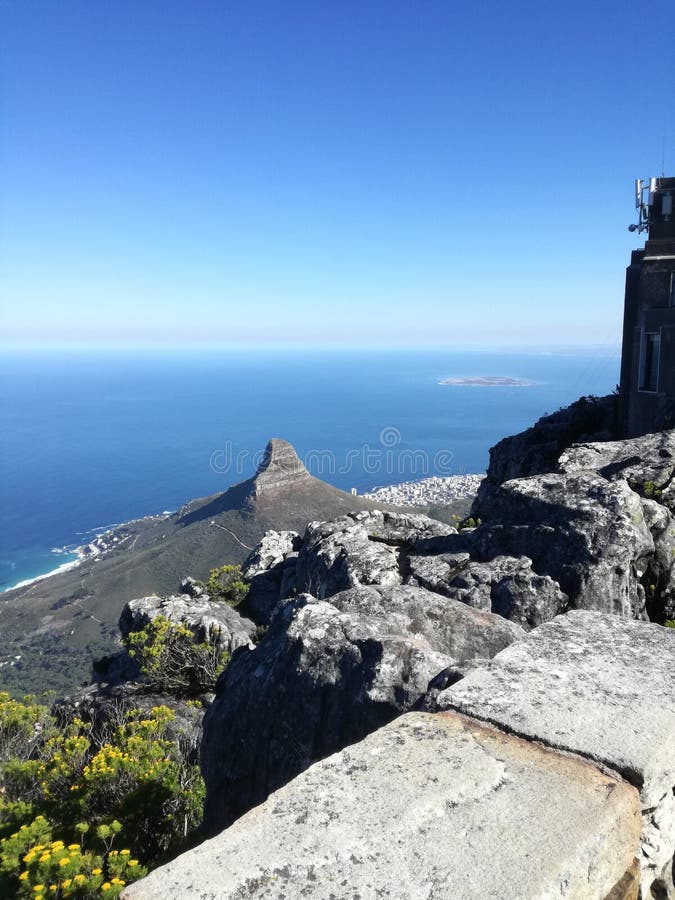 Ocean View from the Peak of Table Mountain Editorial Photography ...