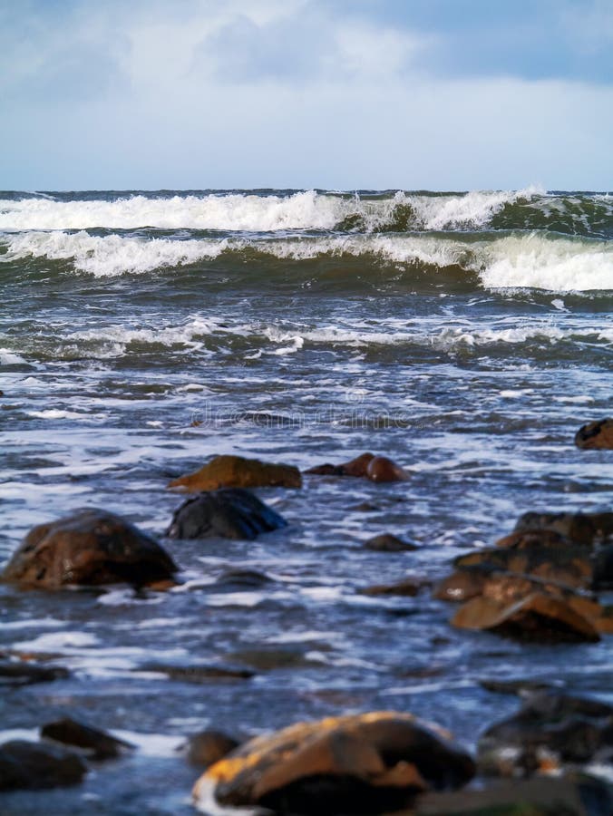 Ocean Waves in Focus, Foreground Out of Focus. Simple Seascape, Nobody ...