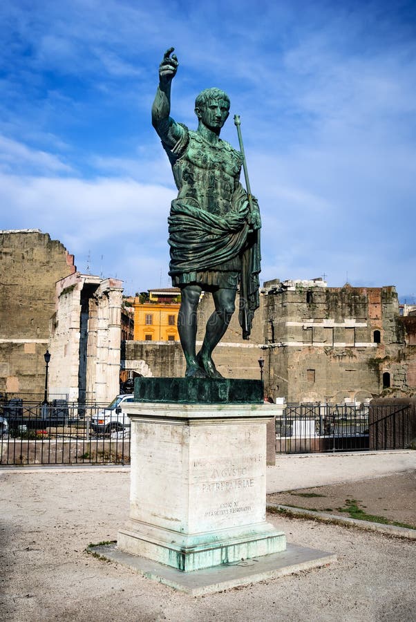 Octavian Augustus Statue In Rome, Italy Stock Photo - Image: 42114767 Octavian Augustus Statue In Rome, Italy Stock Photo - Image: 42114767
