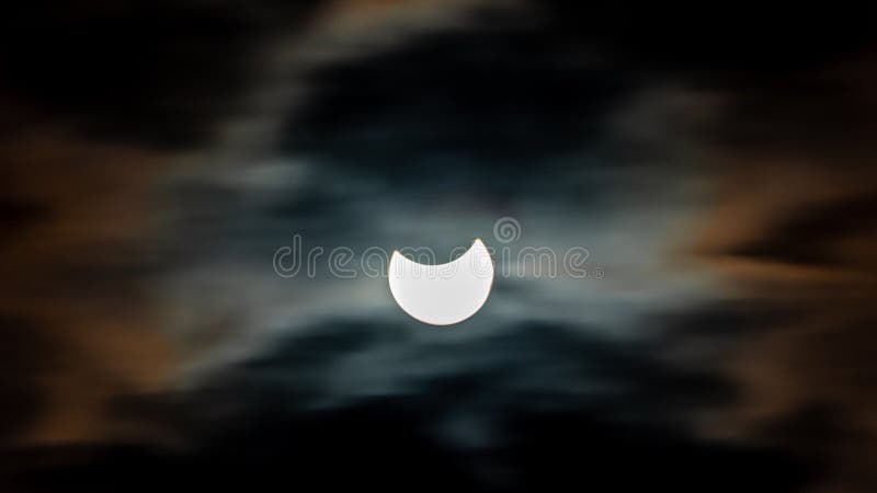25 October 2022, Solar Eclipse, Bucharest Stock Photo - Image of light ...