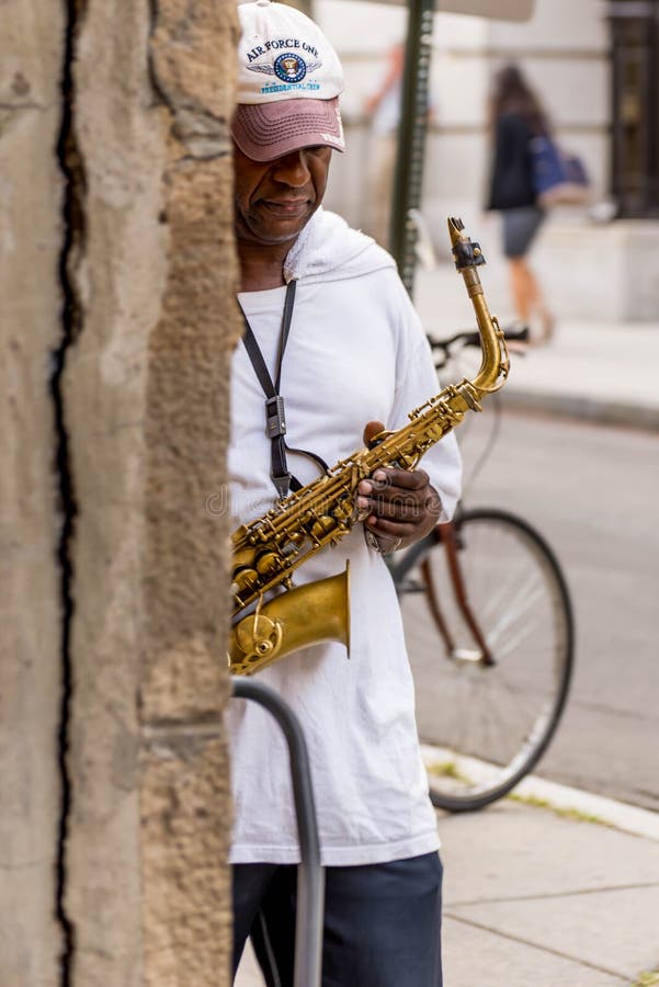 October 2, 2014: Washington, DC - People Traveling through Union ...