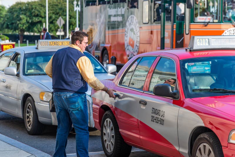 October 2, 2014: Washington, DC - People Traveling through Union ...