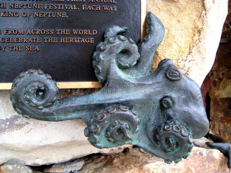 The Octopus Statue at the Base of the Neptune Statue Editorial Stock ...