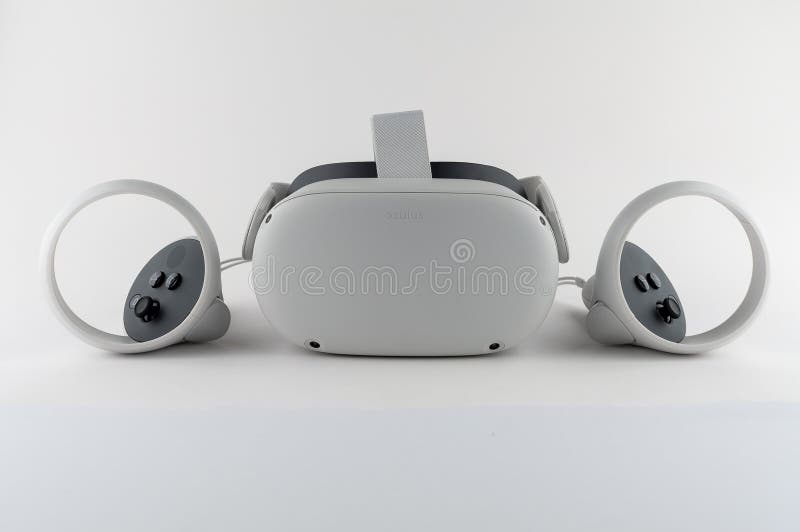Oculus Quest 2 Virtual Reality Headset Editorial Image - Image of game ...