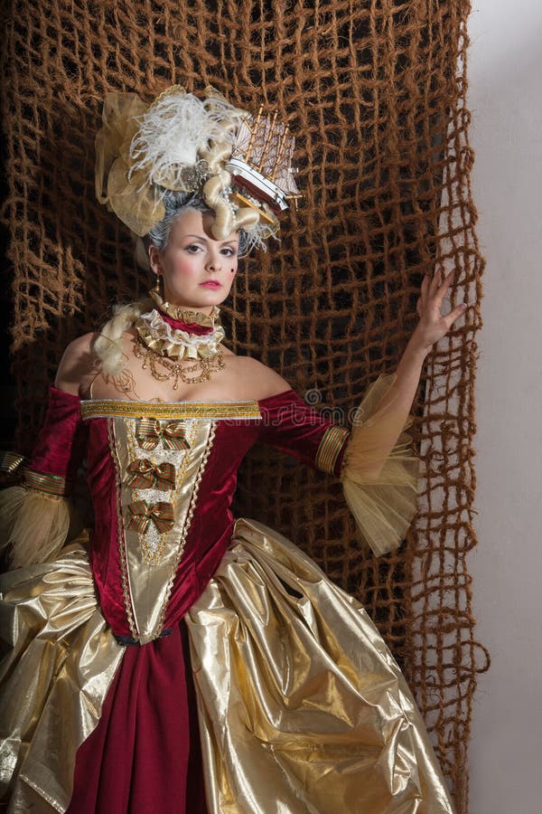Odrodzeniowe kobiety zdjęcie stock. Obraz złożonej z rokoko - 58618012