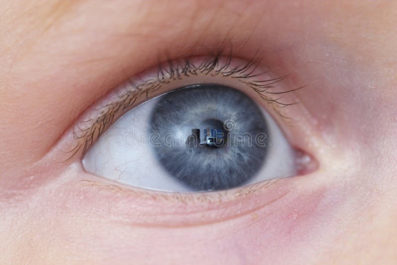 Oeil d'enfant photo stock. Image du bonheur, gosse, explorez - 13041990