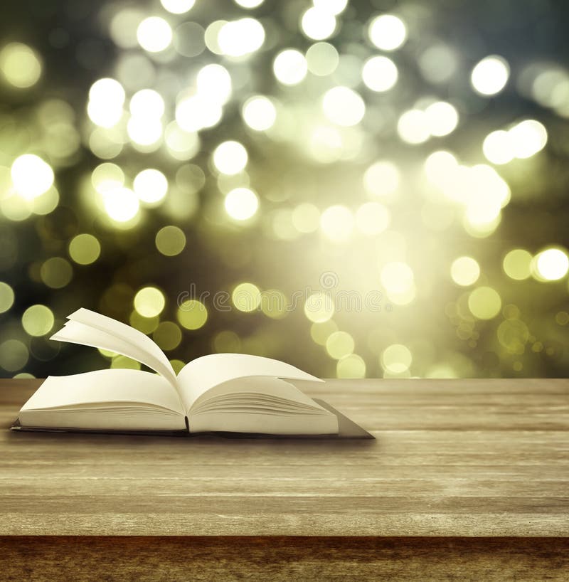 Offenes Buch stockfoto. Bild von leuchten, verwischt - 37130002