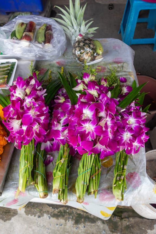 Offering Flowers Displayed at Flower Shop Stock Image - Image of vendor ...
