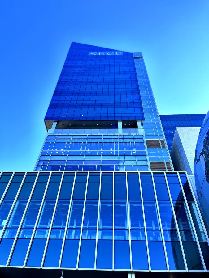 Office building skyscraper editorial image. Image of exterior - 257515735