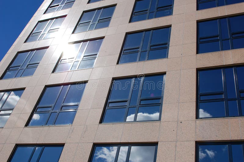 Office Building with the Sun Stock Image - Image of brown, ower: 15277619