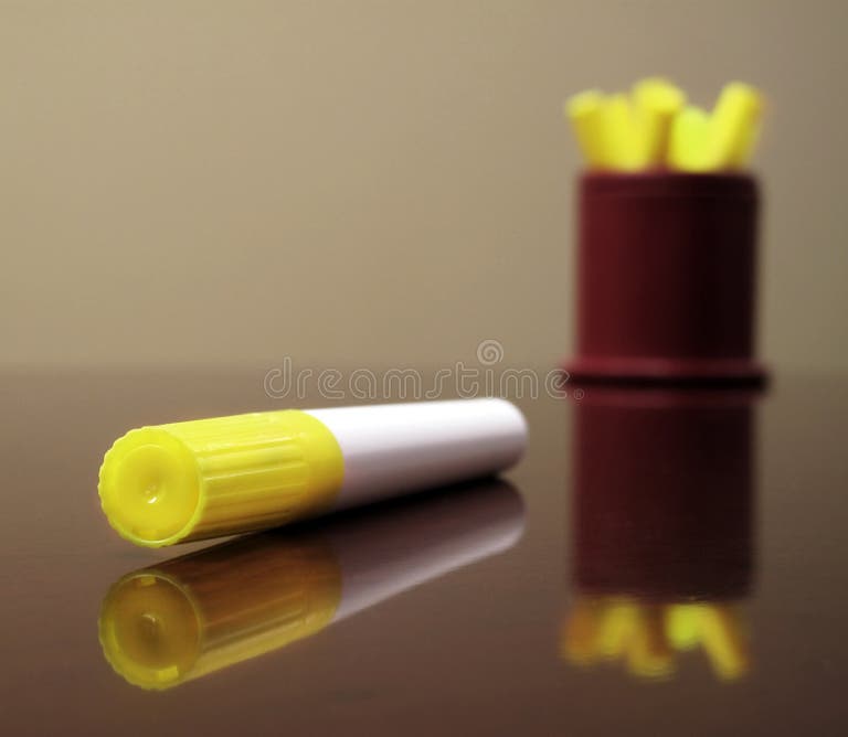 Office Desktop Highlighter Pens Stock Image - Image of colorful ...