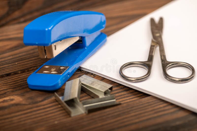 Office Stapler, Stapler Staples and White Paper on the Table, Close-up ...