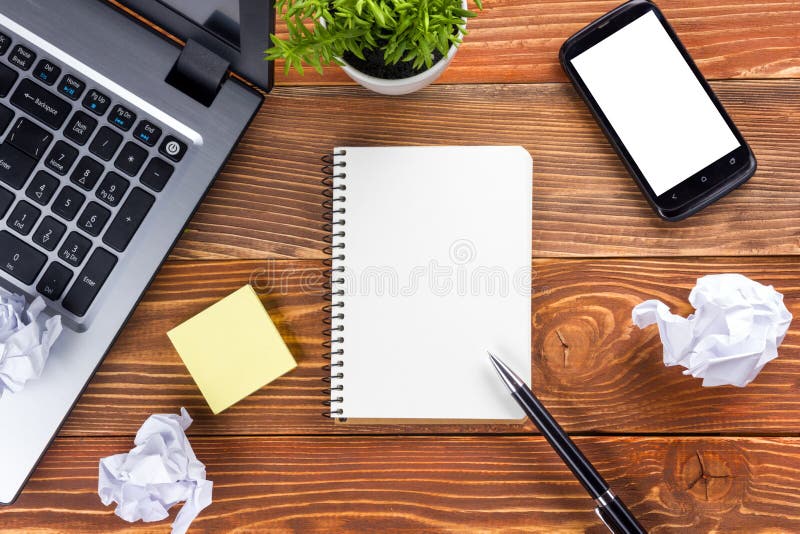 Office Table Desk with Supplies, White Blank Note Stock Photo - Image ...