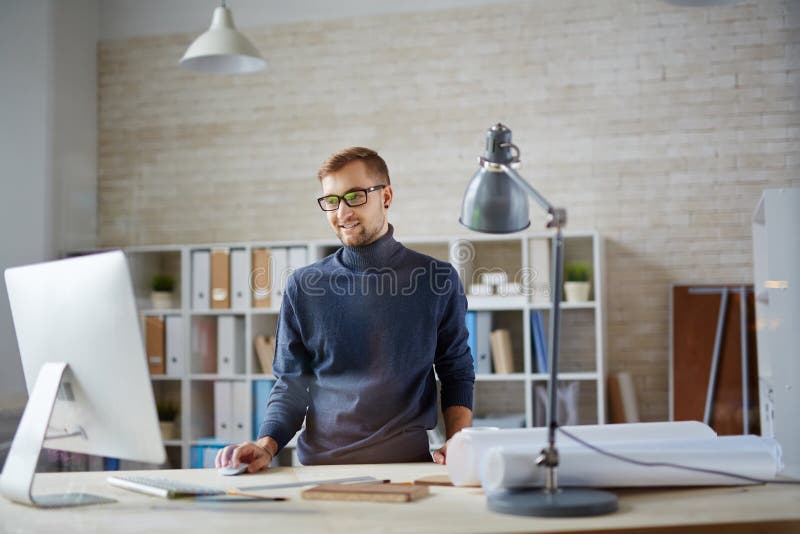 Office worker by computer stock image. Image of entrepreneur - 66397993