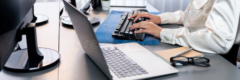 Office Worker Sitting on Workspace Desk Typing on Keyboard ...