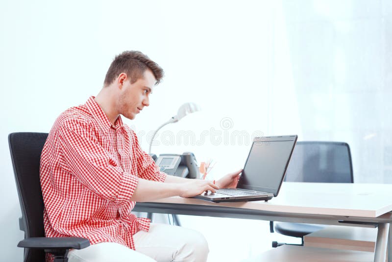 Office Worker Working on Computer in Office Stock Image - Image of ...