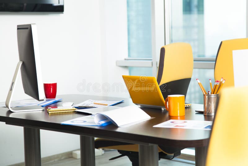 755 Crowded Office Desk Stock Photos - Free & Royalty-Free Stock Photos ...