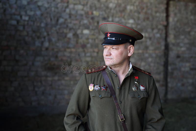 Officer of the Soviet army stock photo. Image of hero - 142192774