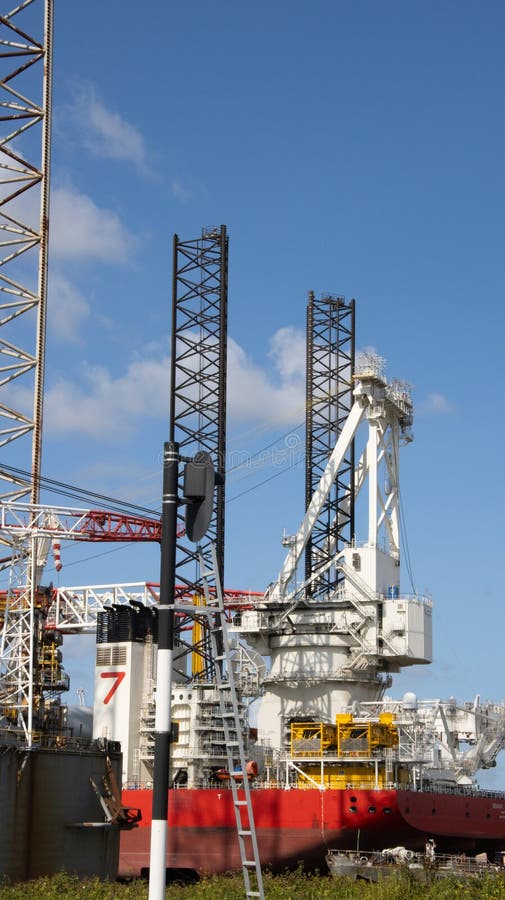 Offshore Drilling Rig Components Overview Stock Photo - Image of ...