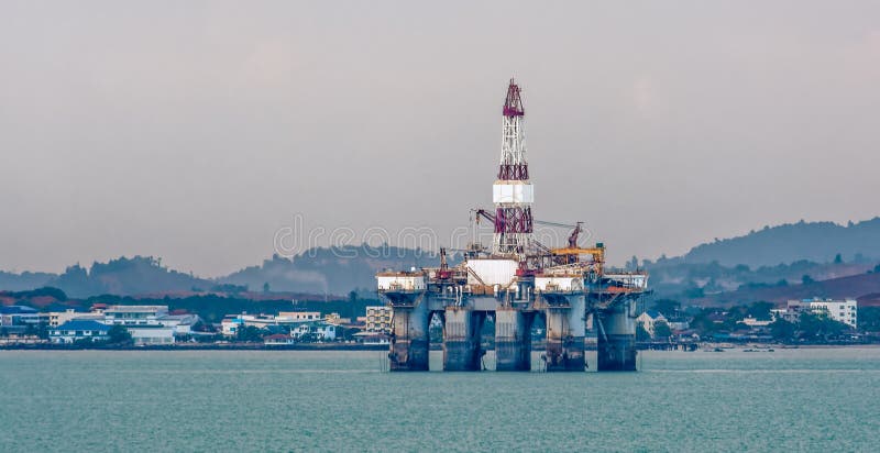 Offshore Drilling rig stock photo. Image of equipment - 129157904