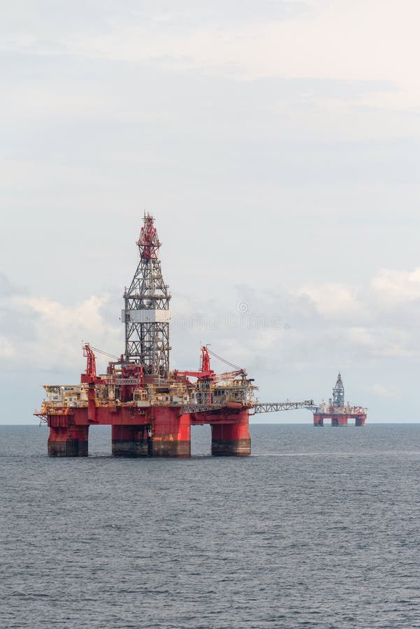 Offshore Jack Up Rig in the Middle of Sea Stock Photo - Image of ...