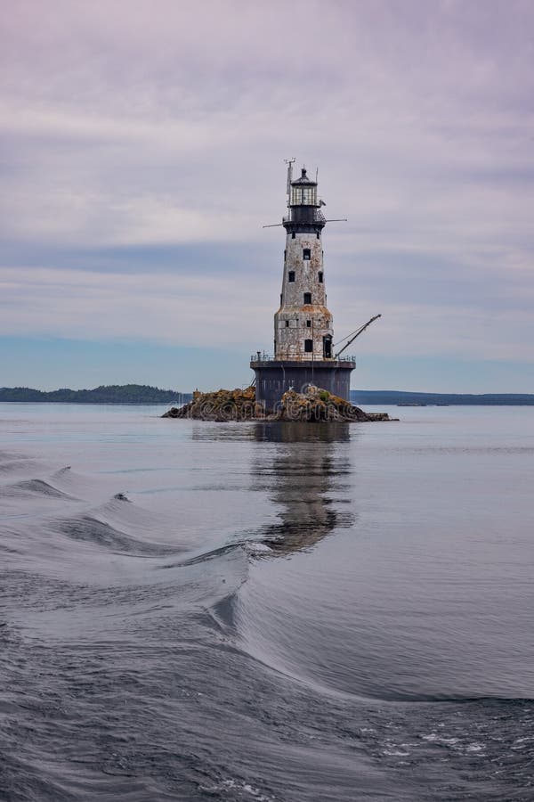 Rock of Ages Lighthouse on Lake Superior Stock Image - Image of beacon ...