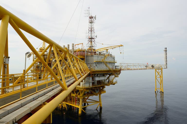 602 Offshore Rig Horizontal Stock Photos - Free & Royalty-Free Stock ...