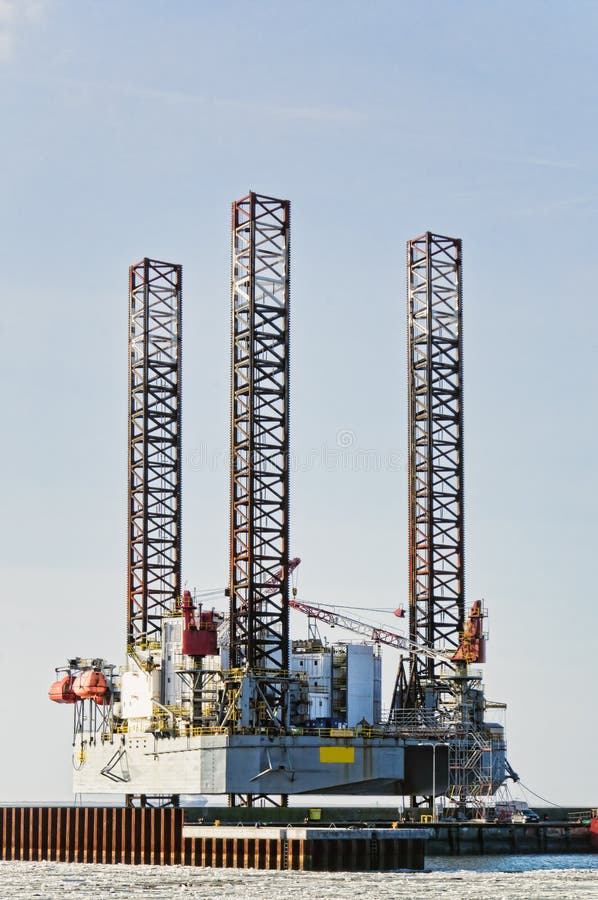 28+ Offshore oil rig drilling platform Free Stock Photos - StockFreeImages