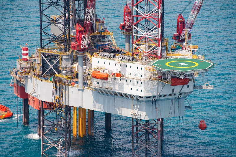 Offshore Oil Rig Drilling Platform Stock Photo - Image of esbjerg ...