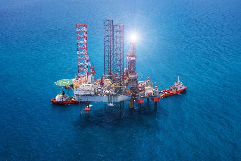 Offshore Oil Rig Drilling Platform Stock Photo - Image of mining, boat ...