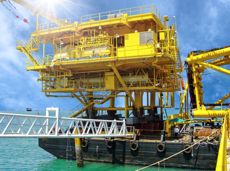Rig Platform during Construction Stock Photo - Image of metal, gasoline ...