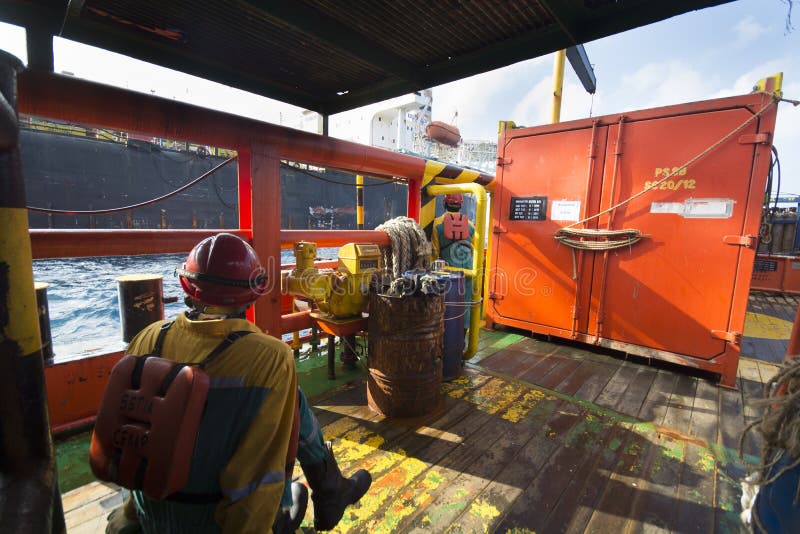 FPSO, Floating Production Vessel Stock Photo - Image of pipeline ...