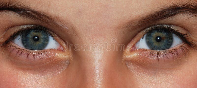 Ogen van een kind stock afbeelding. Image of kind, vaststelling - 14420537