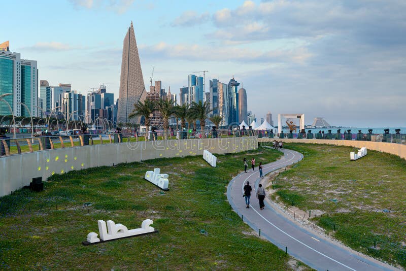 Oha Ramadan Light Show at Corniche Doha. Light Festival Corniche Doha ...