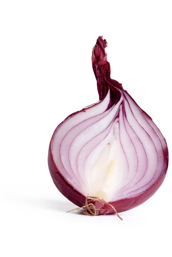 Coupe D'oignon Isolée Sur Fond Blanc. Profondeur De Champ. Chemin D ...
