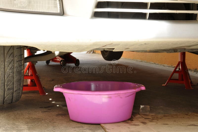 Oil change stock photo. Image of lubrication, filling - 33042888