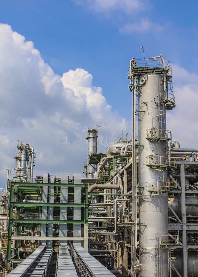 Oil and chemical factory stock photo. Image of line, technology - 27430422
