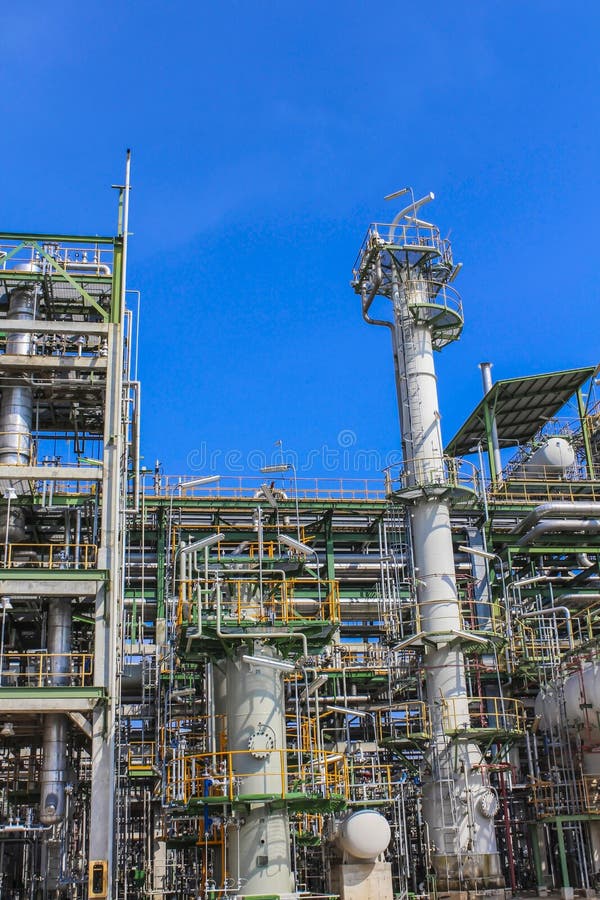 Oil and chemical factory stock image. Image of energy - 27432233