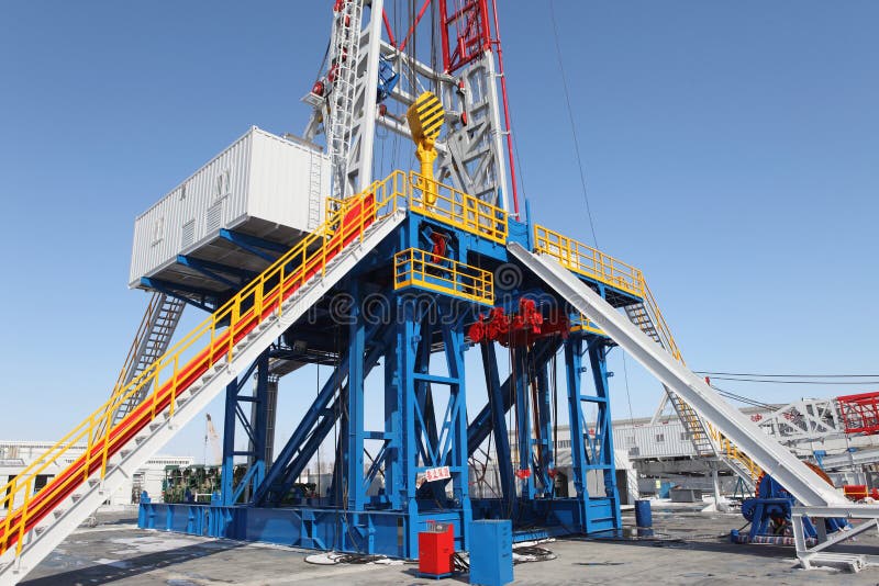 Oil derrick stock image. Image of engineering, industry - 24388809