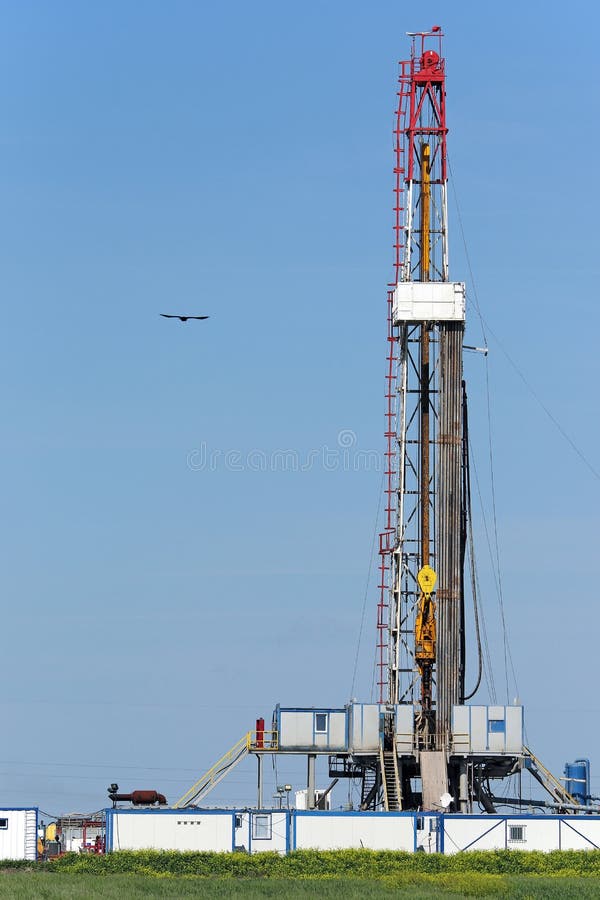 Oil drilling rig on field stock image. Image of technology - 40600347