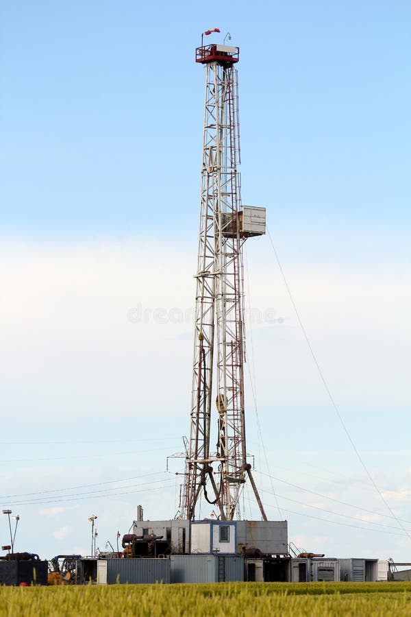 Oil drilling rig stock photo. Image of industrial, derrick - 31405196