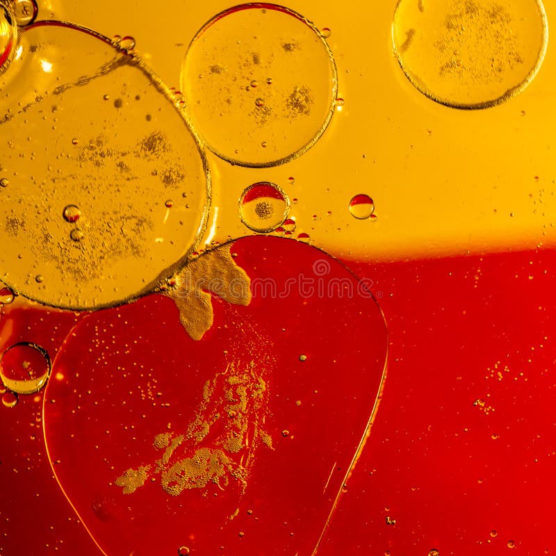Oil Drops on a Water Surface Stock Image - Image of circle, light: 39305581