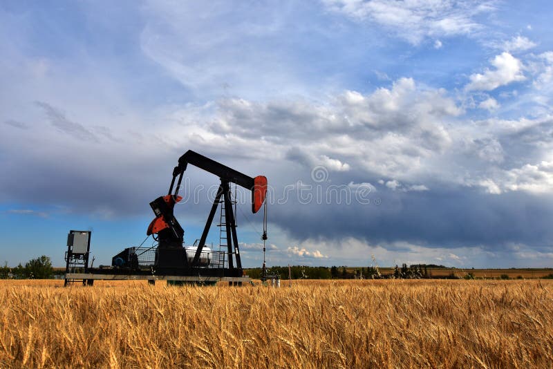 Oil Field Pump Jack stock image. Image of jack, grain - 101349645