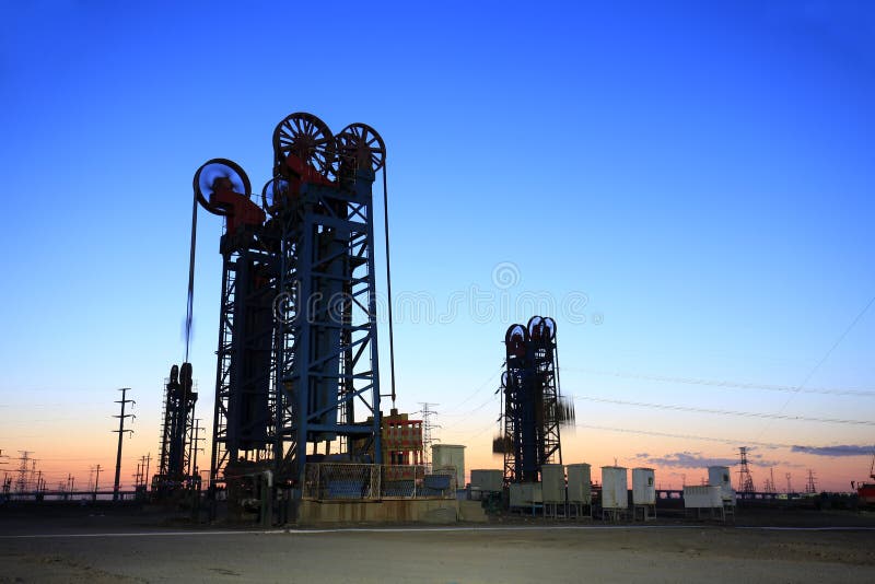 The Tower Type Pumping Unit in the Evening Stock Image - Image of ...