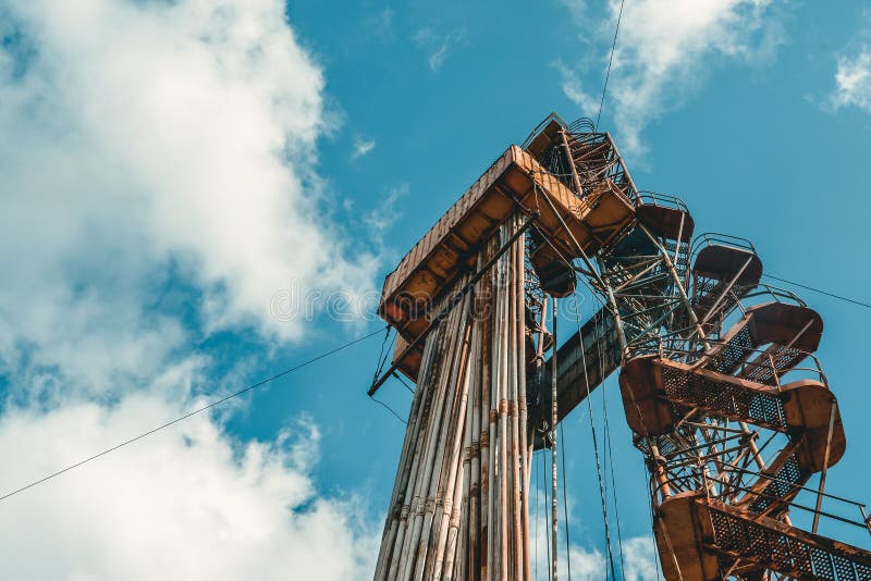 Oil and Gas Drilling Rig. Oil Drilling Rig Operation on the Oil ...