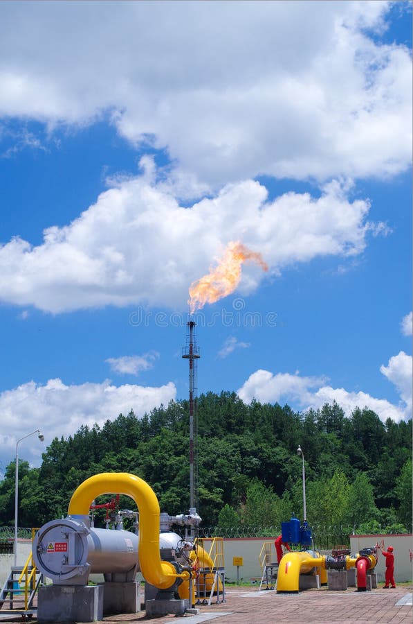 Oil/gas pipeline on fire editorial photography. Image of fumes - 90610397