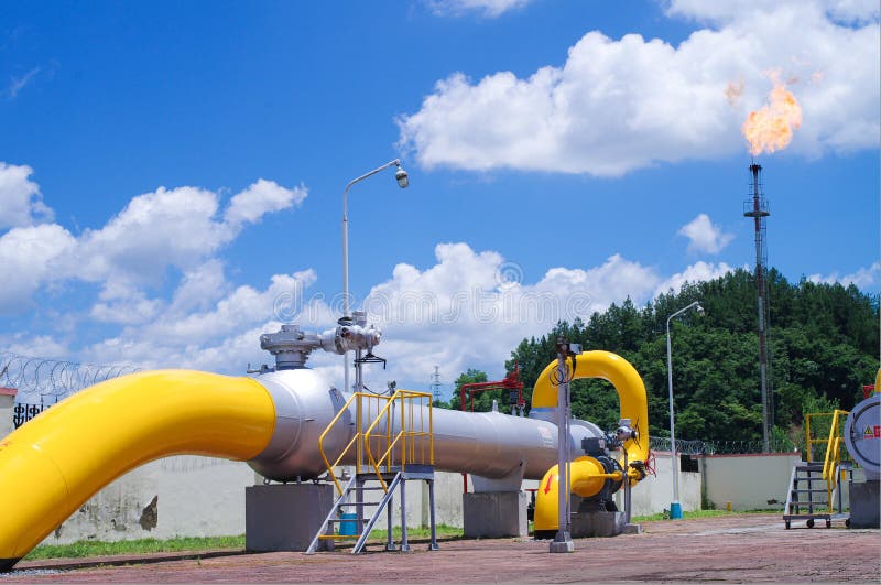 Oil/gas pipeline on fire editorial photography. Image of engineering ...